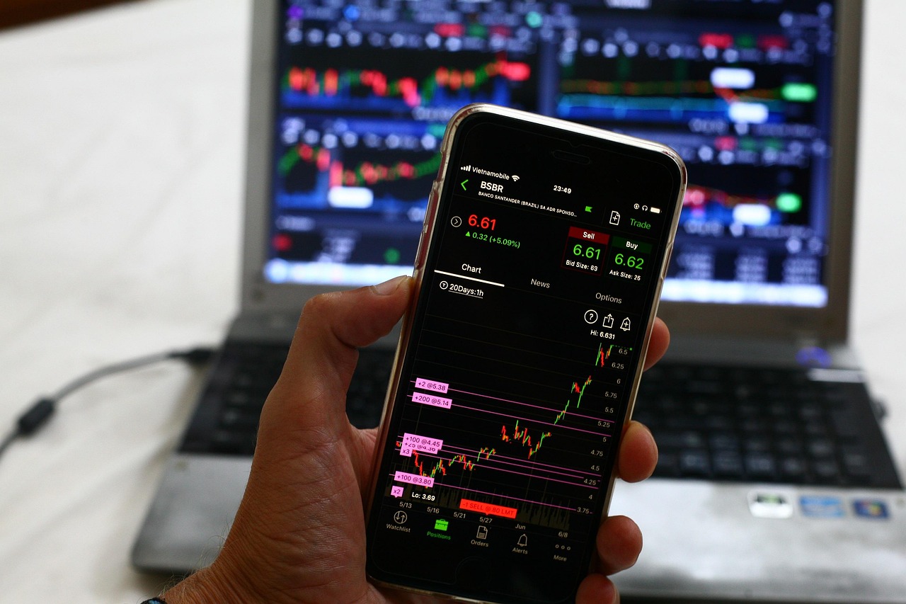 Can Robinhood Stock Surge 2x? | Trefis