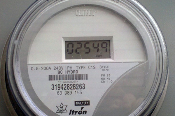 Bennett announces smart meter options