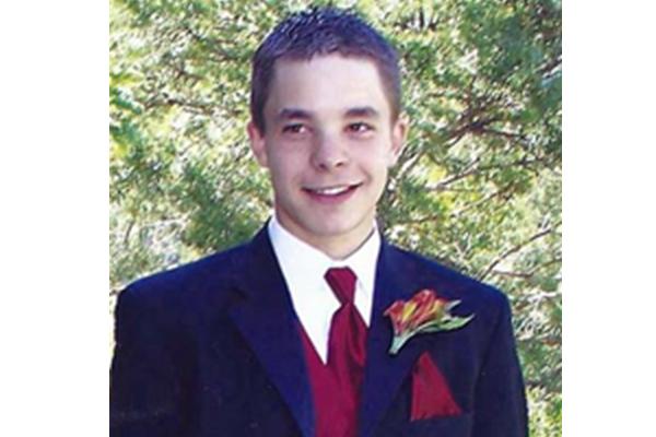 Obituary for Colin Wesley Moll