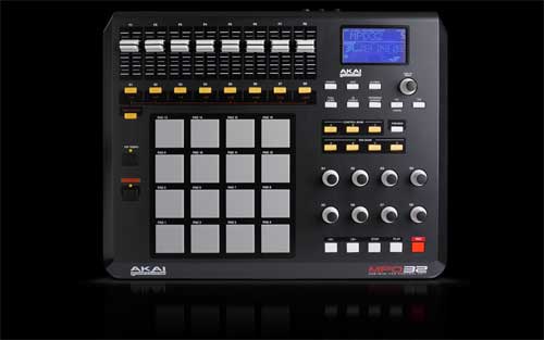 Akai MPD32 Pad Controller Ships