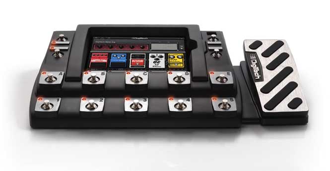 World's First iPad-Programmable Pedalboard