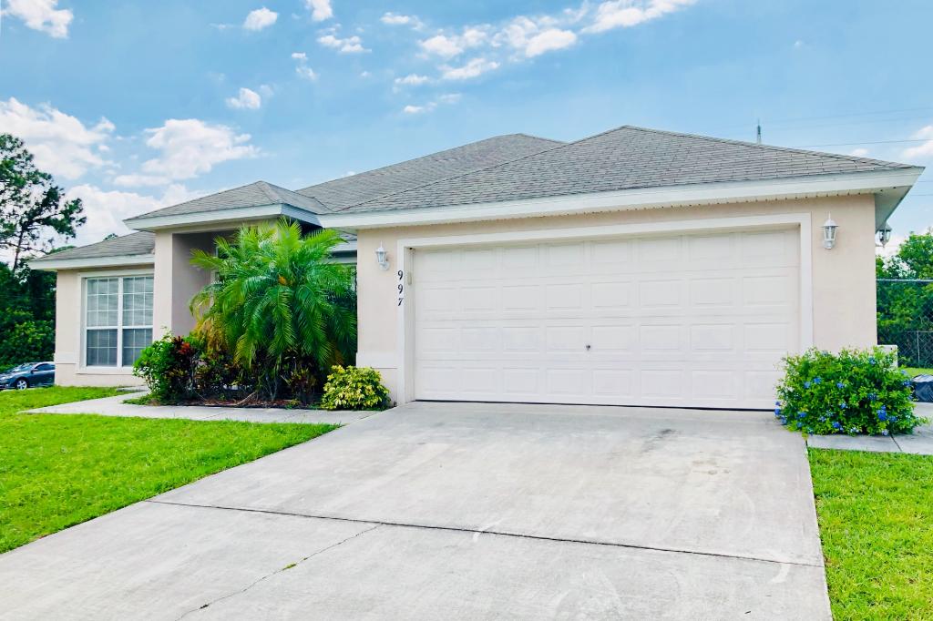 Shangri-La Assisted Living Facility in Palm Bay, FL