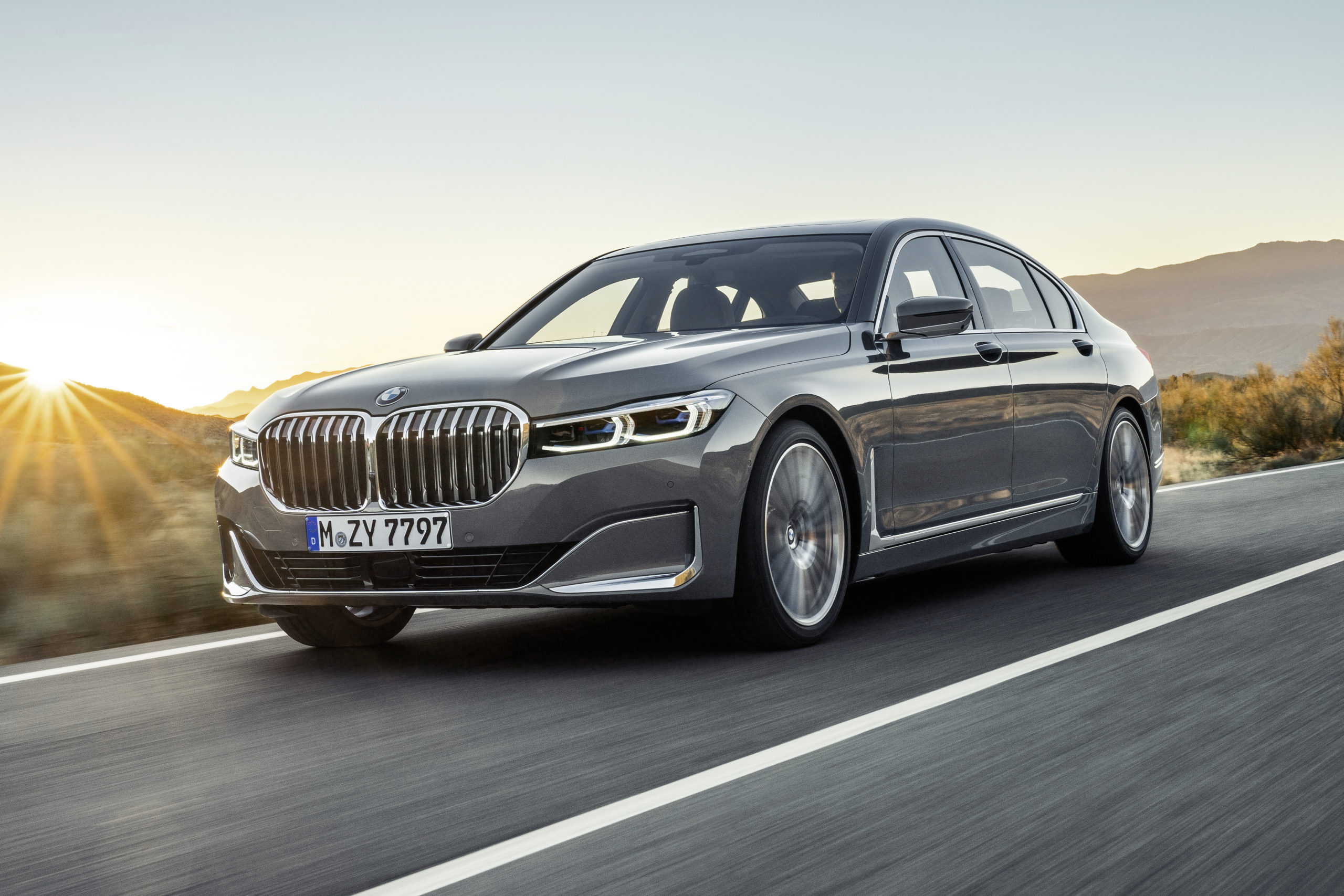 Best Full Size Luxury Sedans For 2022 And Beyond Autowise