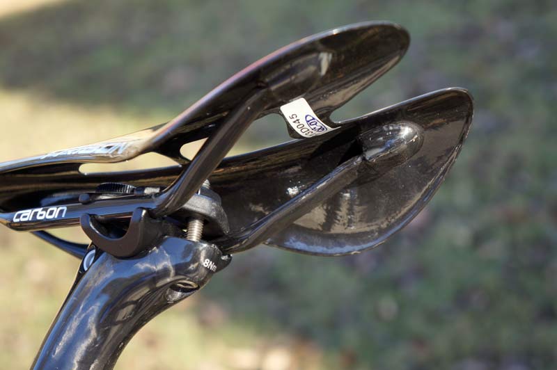 Review: 77-Gram Trigon VCS06 Carbon Road Bike Saddle - Bikerumor