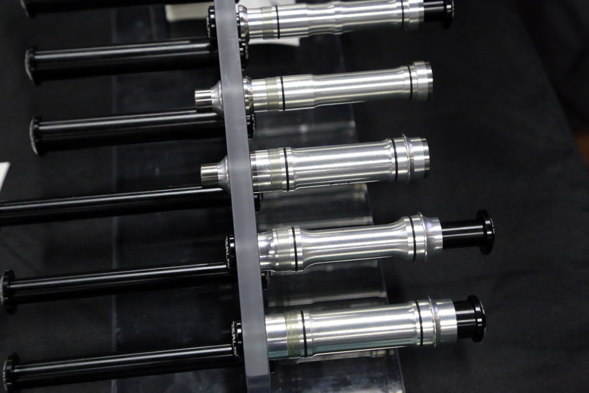 IB14: Stealth Hubs go Mag, Road Hubs Now Go To 11 & More - Bikerumor