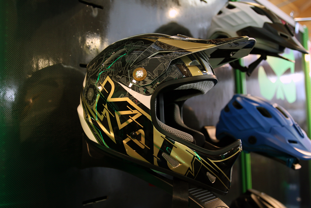 EB14: Kali Drops the Visor on City Helmets, Introduces Middle Ground ...