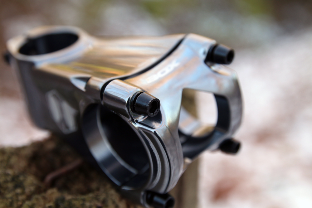 First Look: Box Components 35mm MTB Cusp Stem and Carbon X Bar - Bikerumor