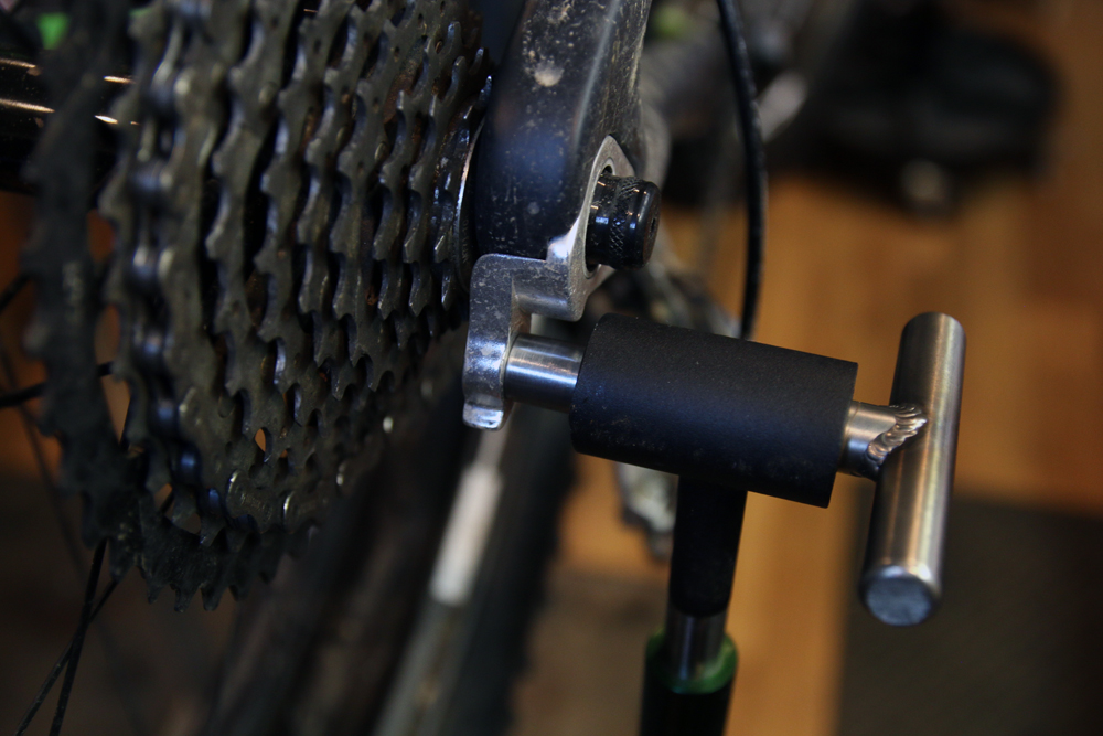 Review: Abbey Bike Tools' Nearly Perfect Hanger Alignment Gauge - Bikerumor