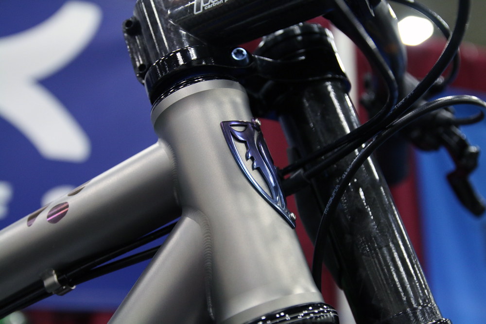 NAHBS 2015: Funk Cycles' 20 lb Titanium Full Suspension La Ruta 29er ...