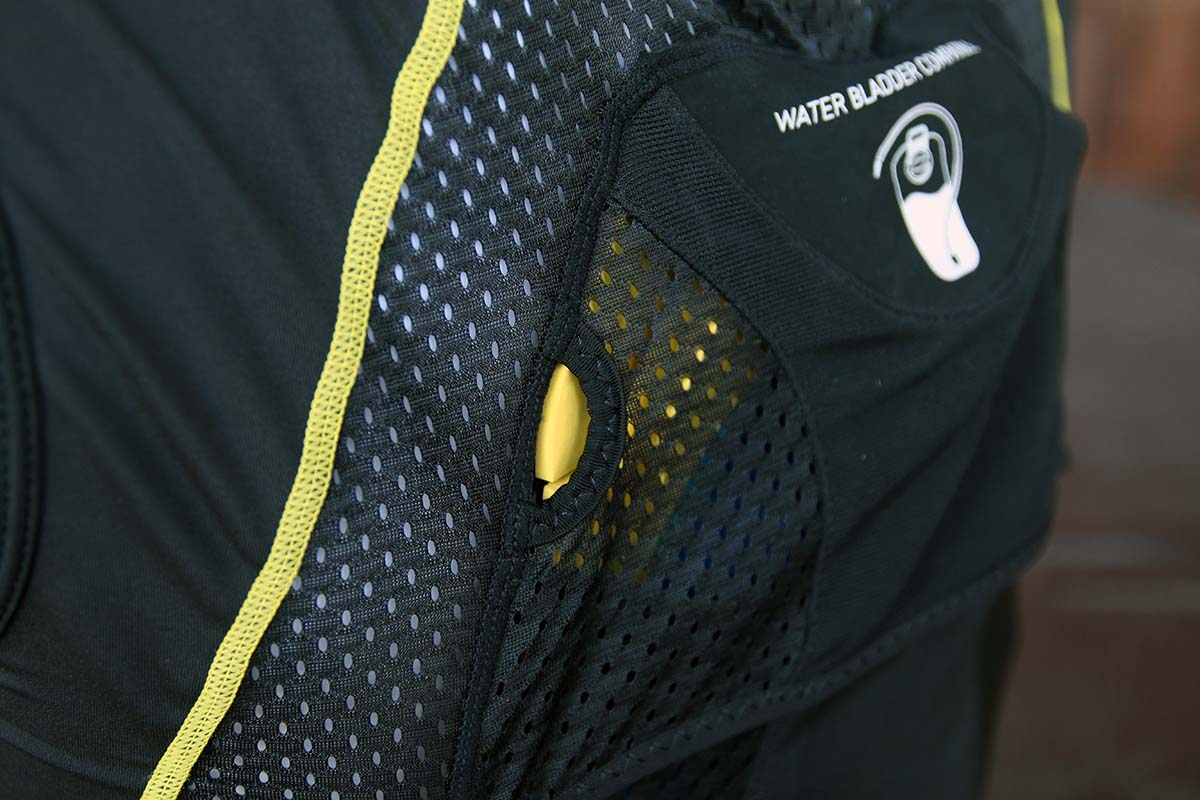 PC15: Alpinestars Introduces Paragon Hydration Vest, 2016 Clothing Line ...