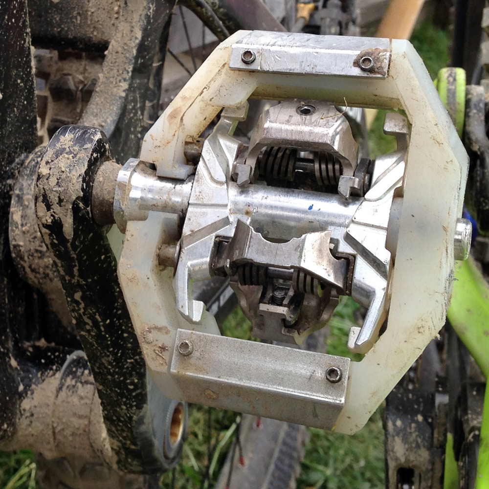 Leogang DH World Cup Tech: Prototypes and New Finds - Bikerumor