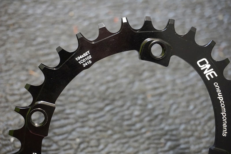 OneUp Components spins out complete N/W Traction Ring oval chainring ...