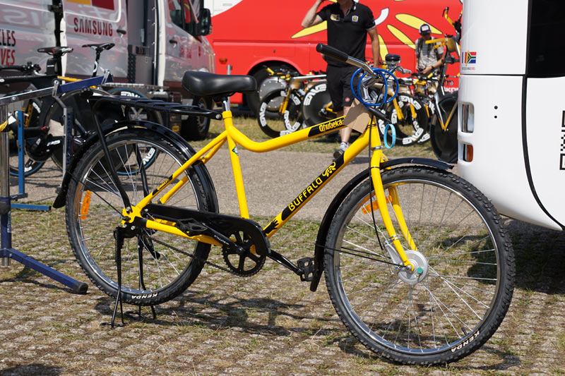 TDF2015 Tech: MTN-Qhubeka's beautiful silver Cervelo road bikes ...