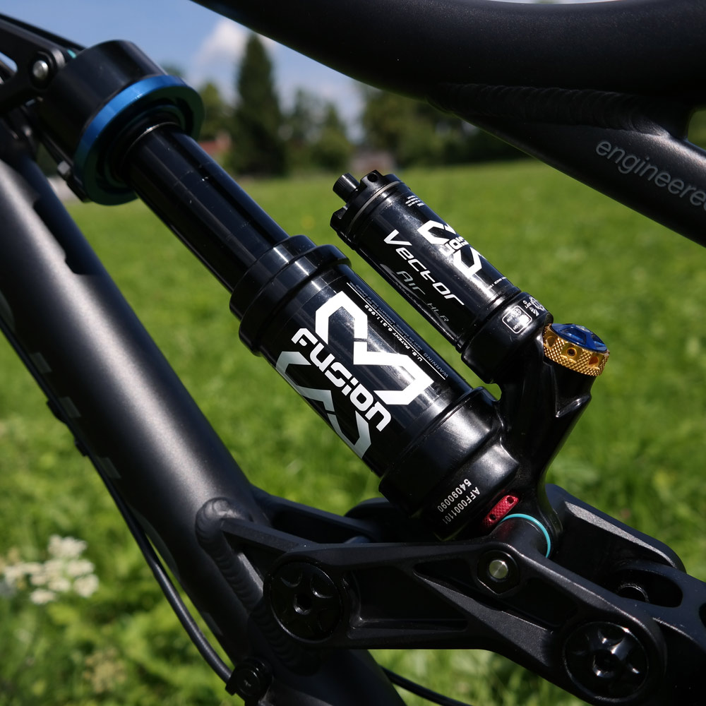 Bionicon Updates Their Unique AM Bike with a New 2016 Special Edition ...