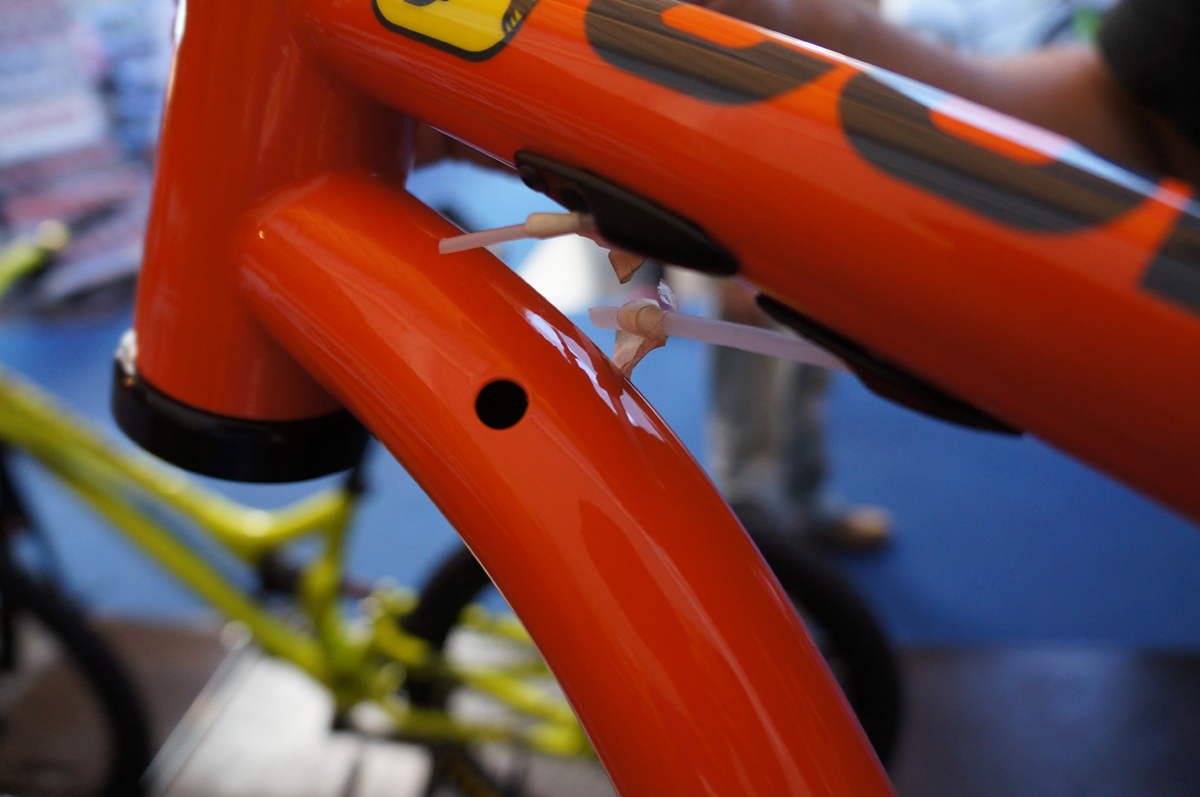 Corsair Teases Prototype Kraken All Mountain 27+ Hardtail, Atomlab ...