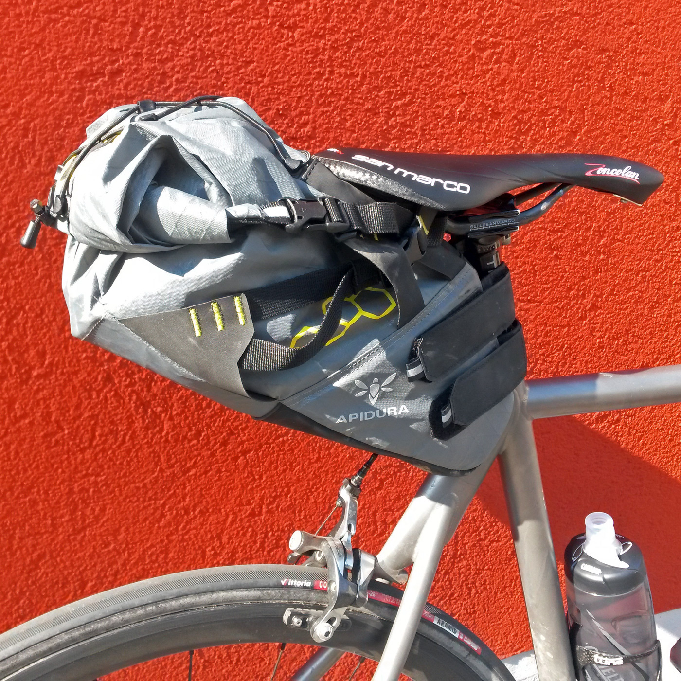 Review: Apidura's Bikepacking Saddle and Handlebar Packs - Bikerumor