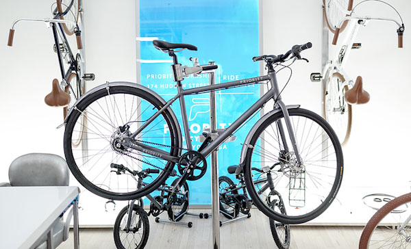Priority’s sporty new Eight belt drive commuter bike hits the streets ...