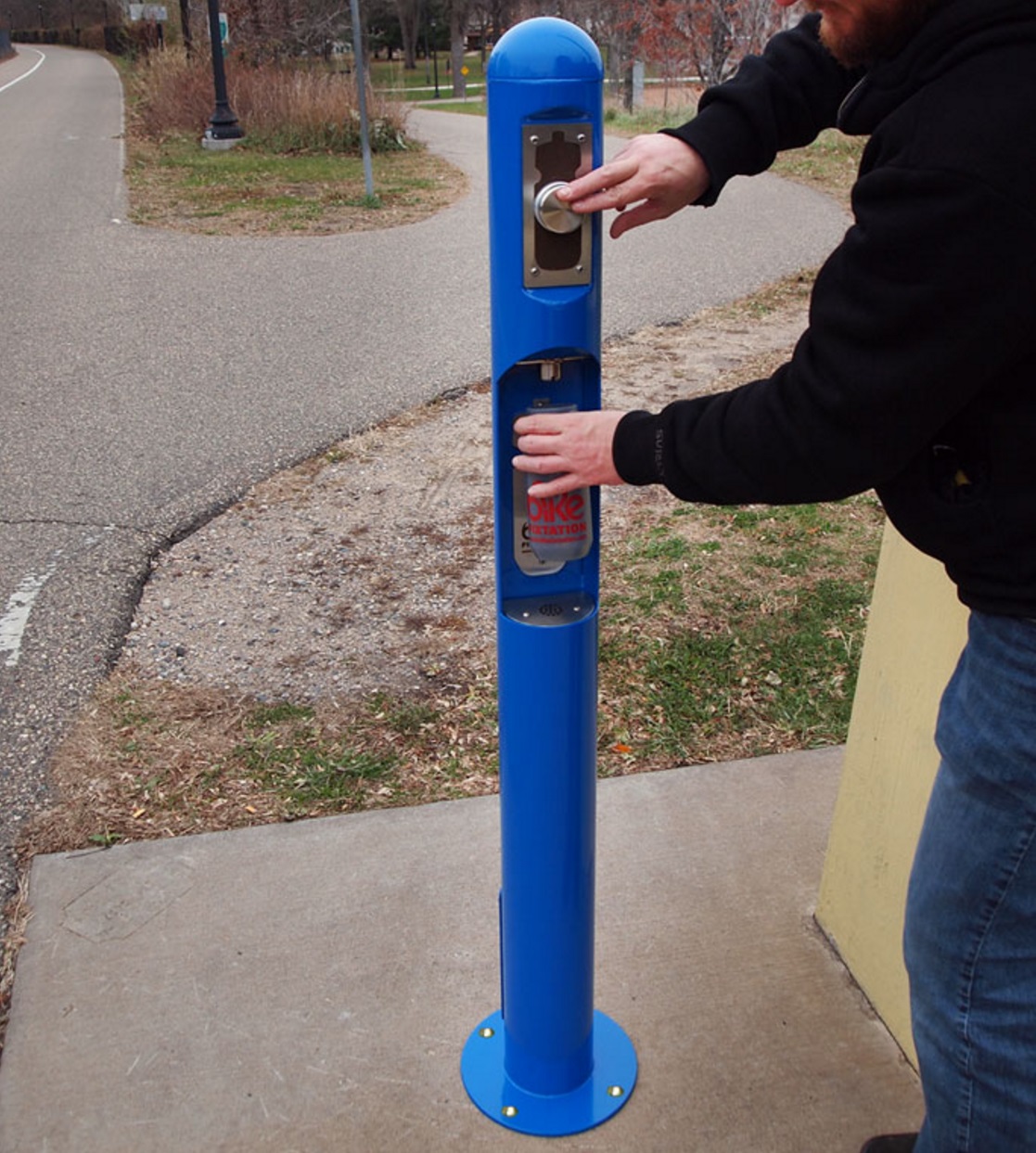 Bikefixtation helps quench your thirst and clean your filthy bike ...
