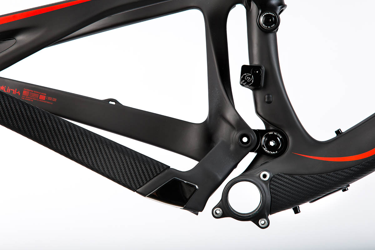 EB16: Pivot Mach 429 SL gets a Boost, plus tire compatibility - Bikerumor