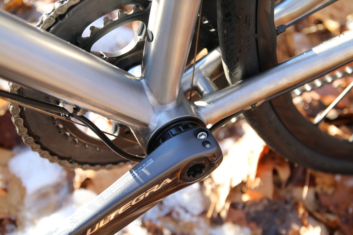 Review: Litespeed T3 Disc blends disc brakes, bigger tires, and ...