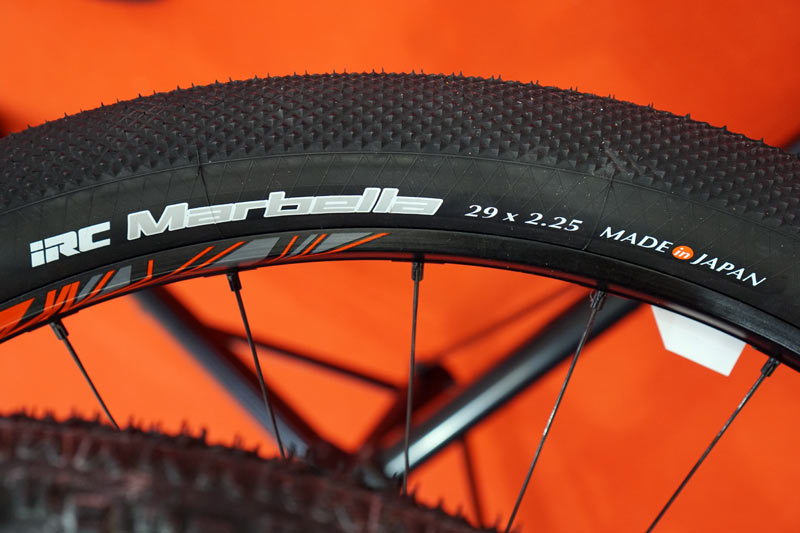EB16: IRC Formula Pro road tubeless tires get faster, grippier; Mibro-X ...