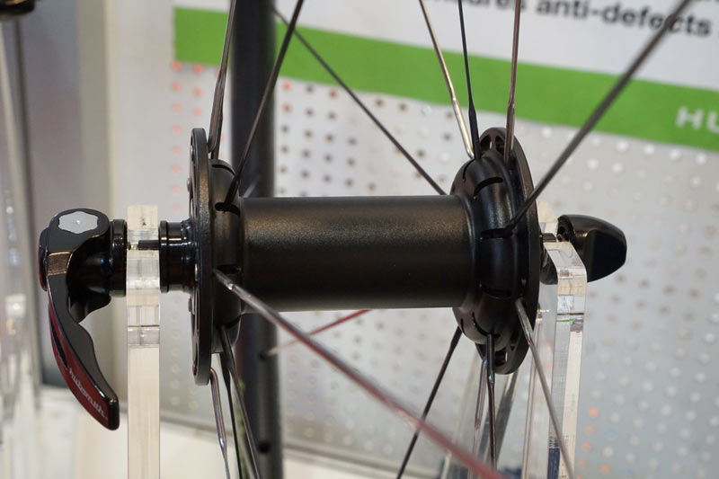 Found: Wild hub designs, carbon spokes & more from Hubsmith, King Kong ...