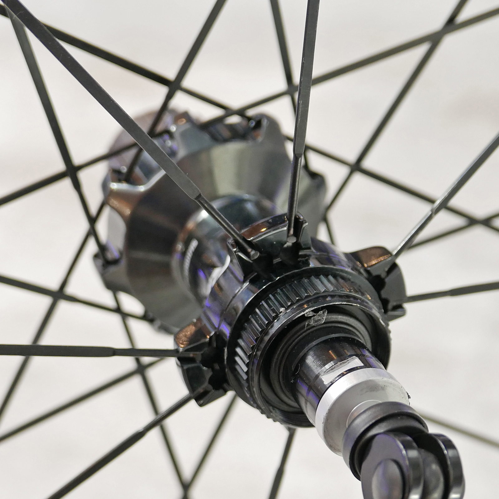 Shimano Dura-Ace R9100 wheels in detail: wider carbon, tubeless & road ...