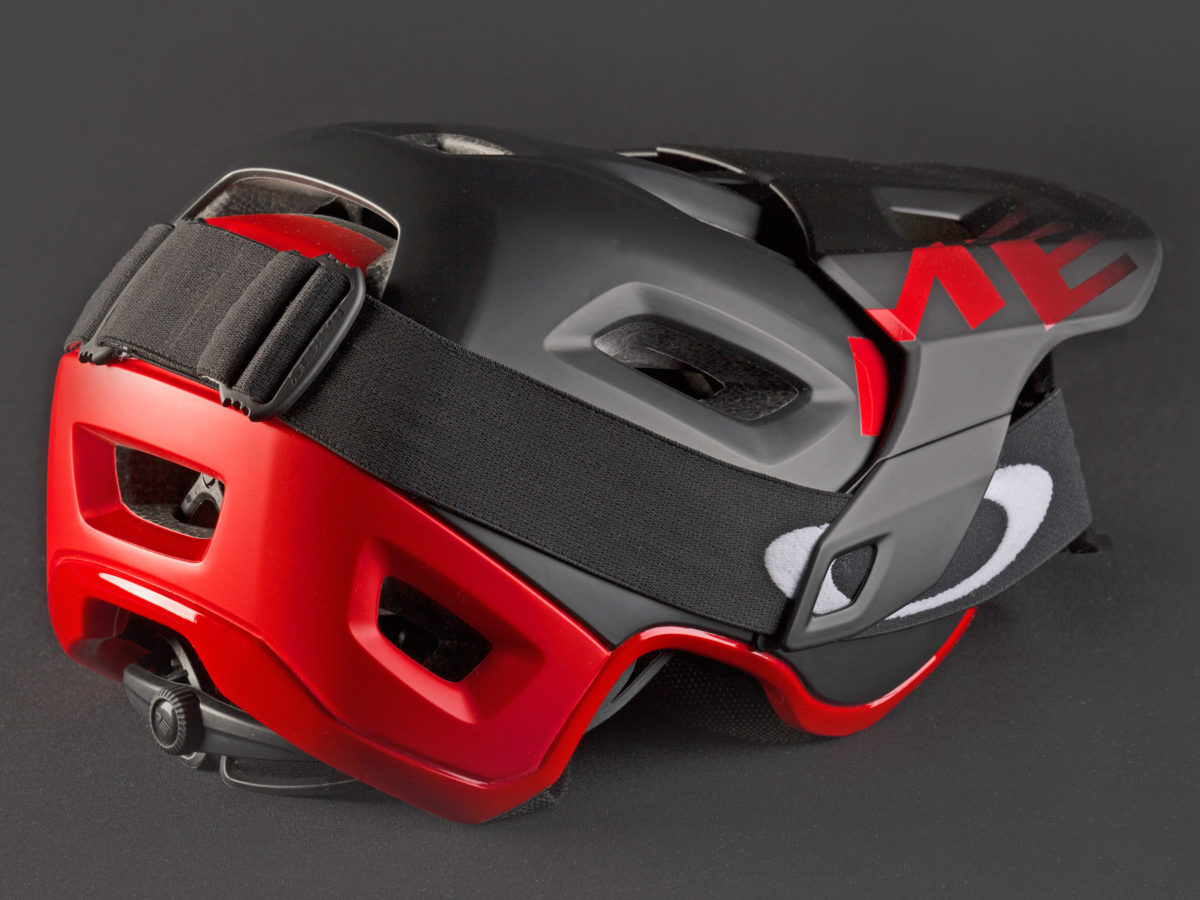 MET Roams into all mountain with new trail helmet - Bikerumor