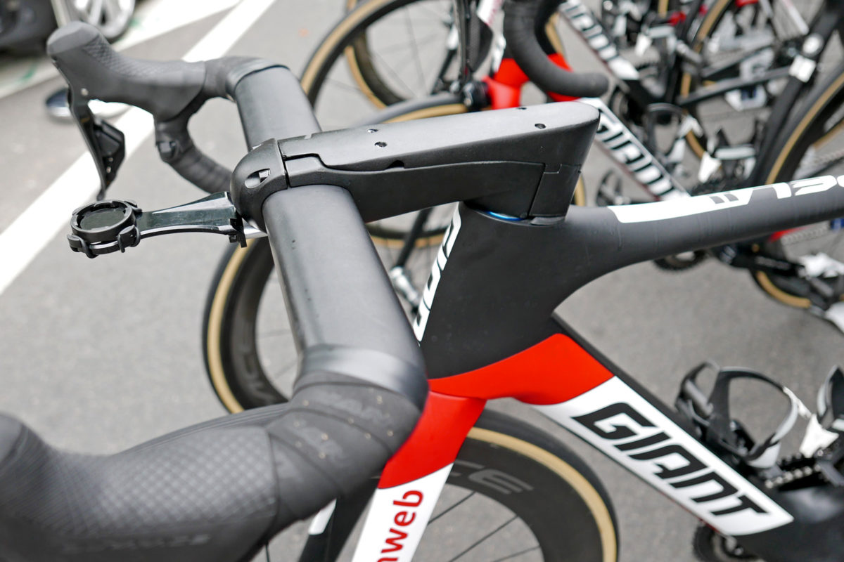 Spotted: Giant Propel Disc prototype aero road bike raced at Tour de ...