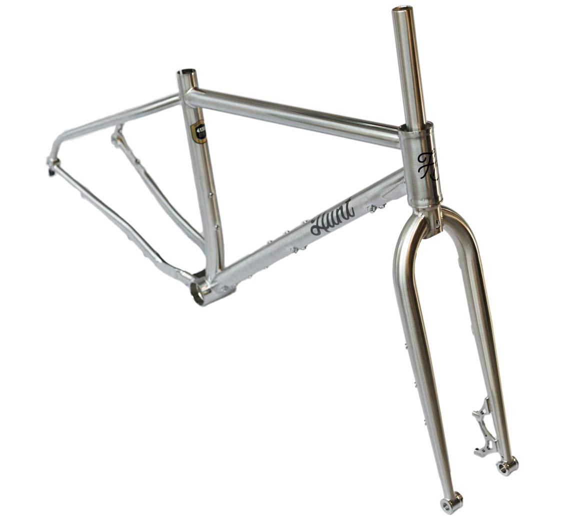 Hunt Bikes' adventure craving steel 29+ Bikepacking/Singletrack ...