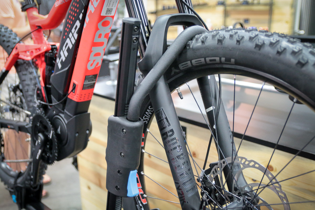 RockyMounts carries a single bike with new Monorail Solo hitch rack ...