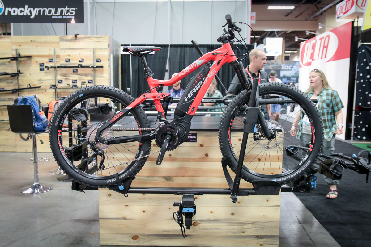 RockyMounts carries a single bike with new Monorail Solo hitch rack ...