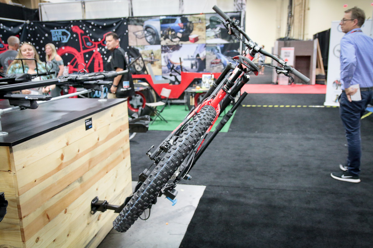 RockyMounts carries a single bike with new Monorail Solo hitch rack ...