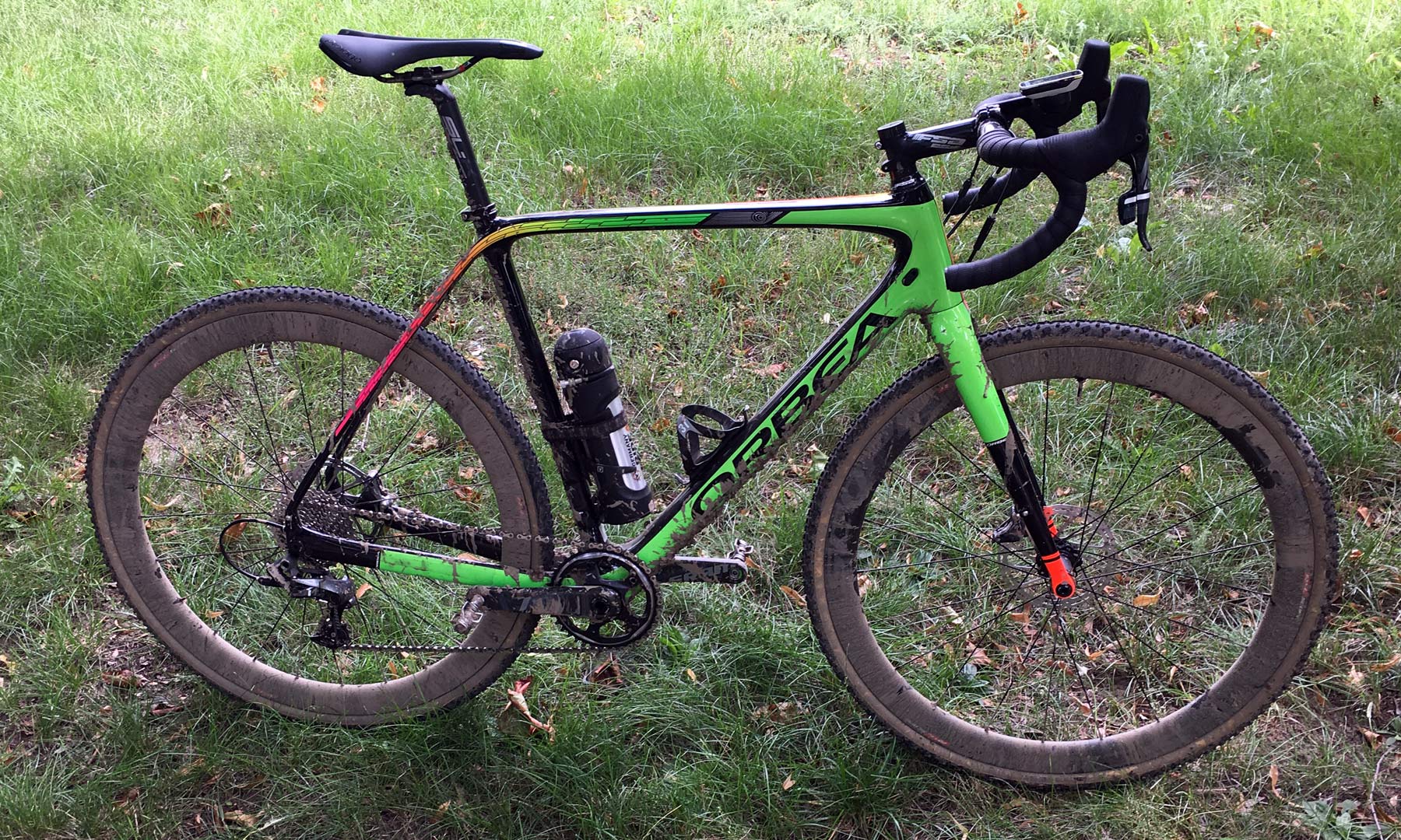 Review: Hitting all road surfaces on Scope R4D carbon tubeless wheels ...