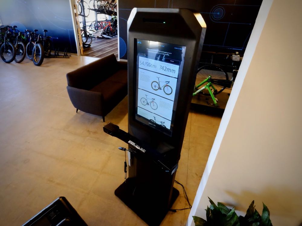 Specialized offers free 3D fit tech with Retül Match - Bikerumor