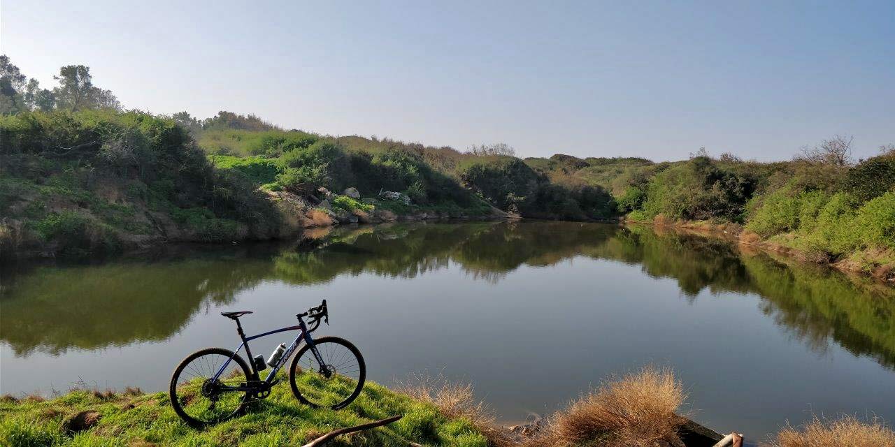 Bikerumor Pic Of The Day: Winter taunting from Israel - Bikerumor