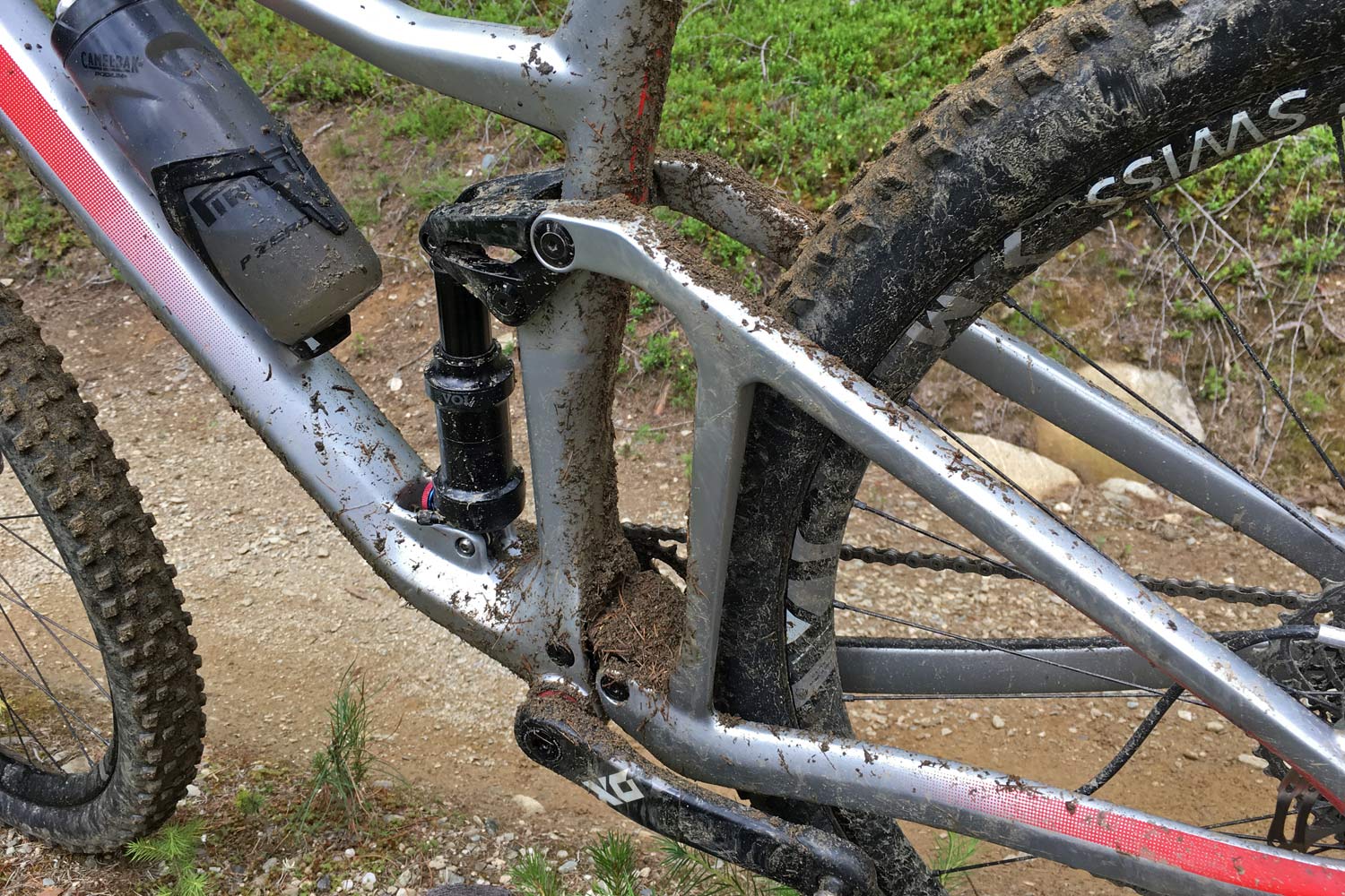 Suspension Tech: Maintenance to keep your suspension pivoting smoothly ...