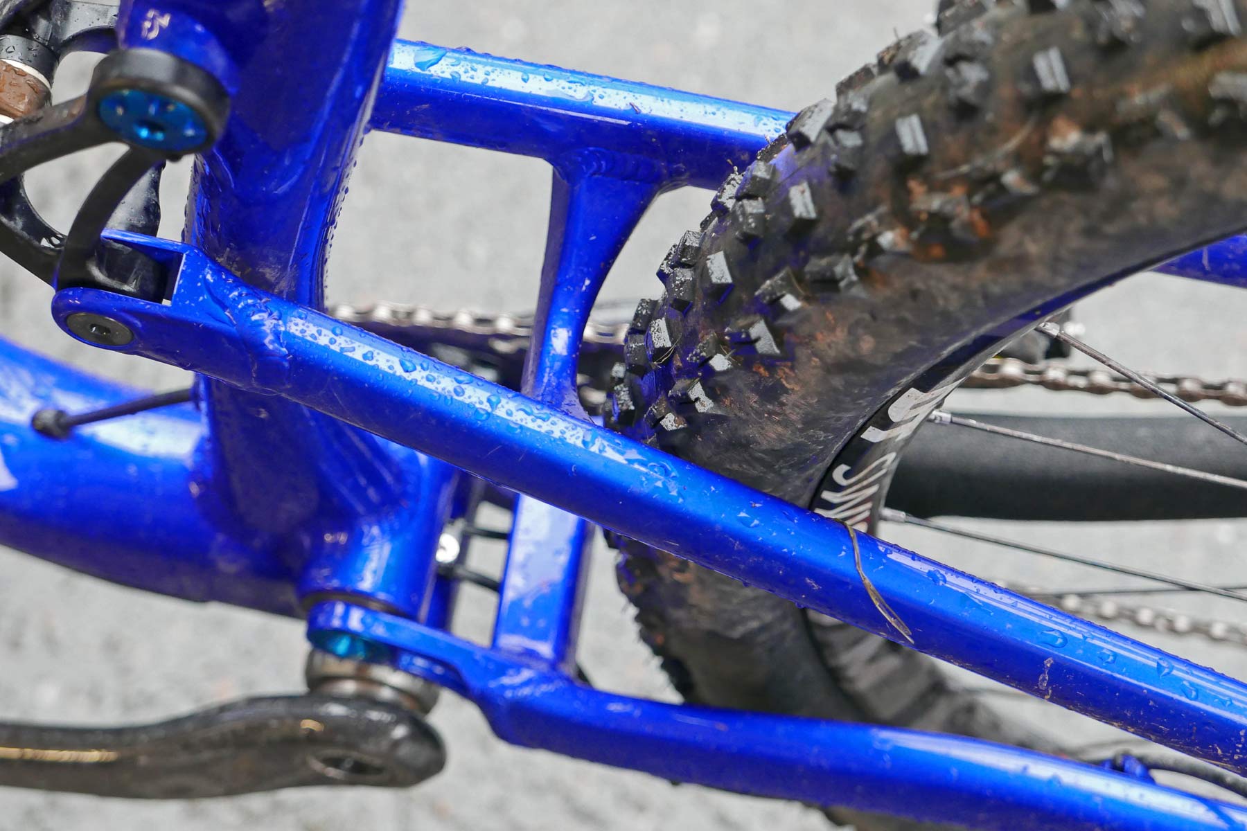 Suspension Tech: Maintenance to keep your suspension pivoting smoothly ...