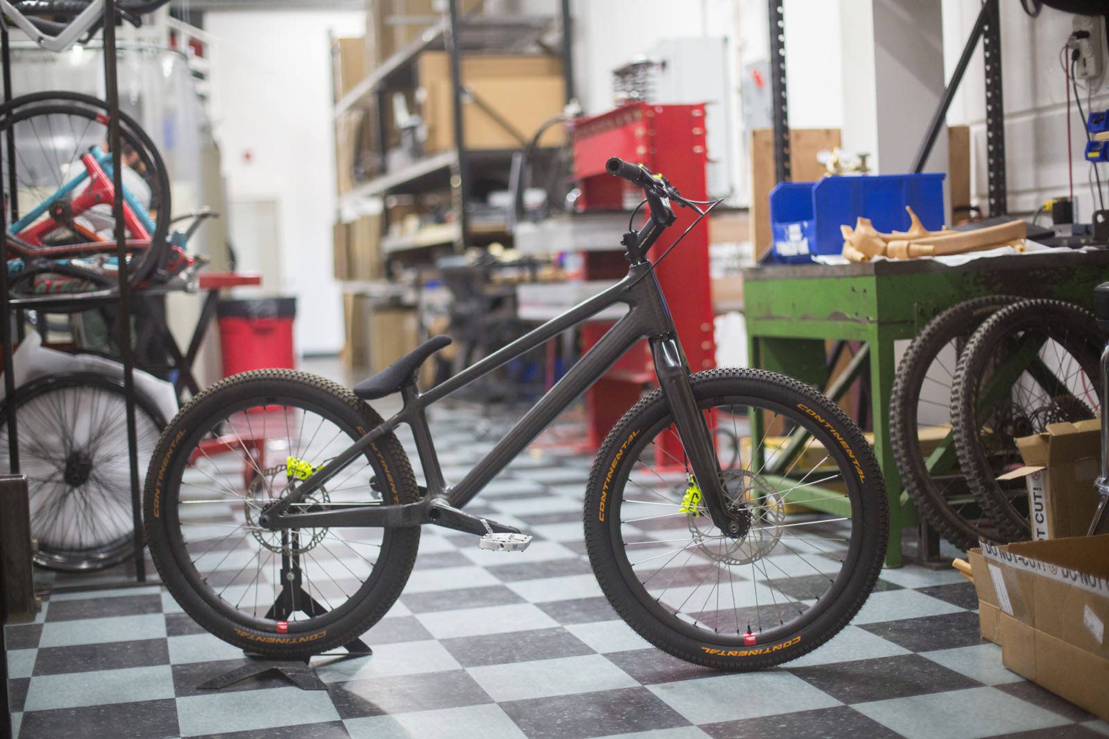 Santa Cruz whips up custom U.S. made carbon trials bike for Danny ...