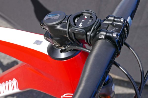 Pro Bike Check: Adjustable travel Thömus Lightrider of Lukas Flückiger ...