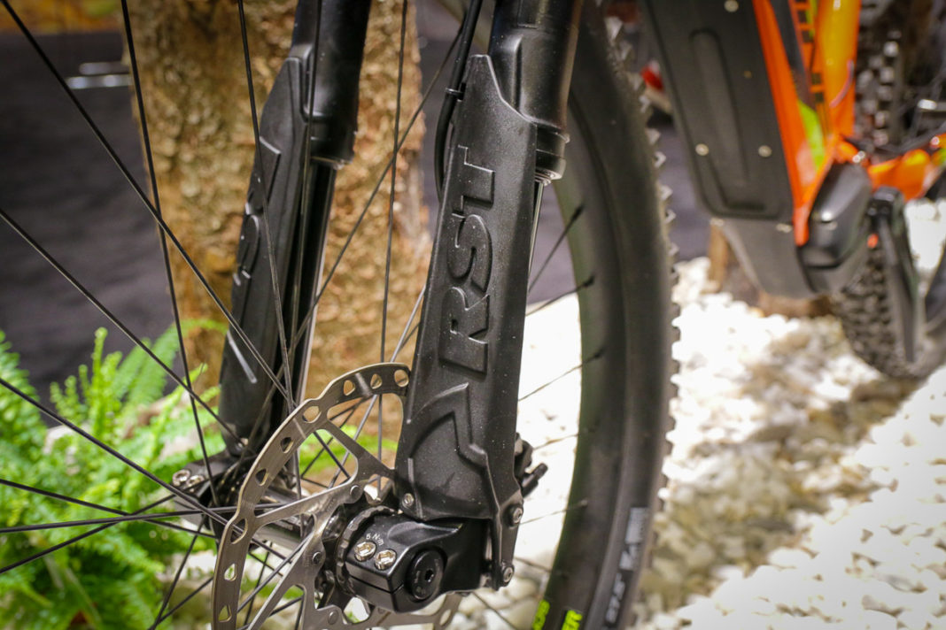 RST updates Rebel V2 w/ 20mm Boost, adds Stitch & Killah 29", more ...