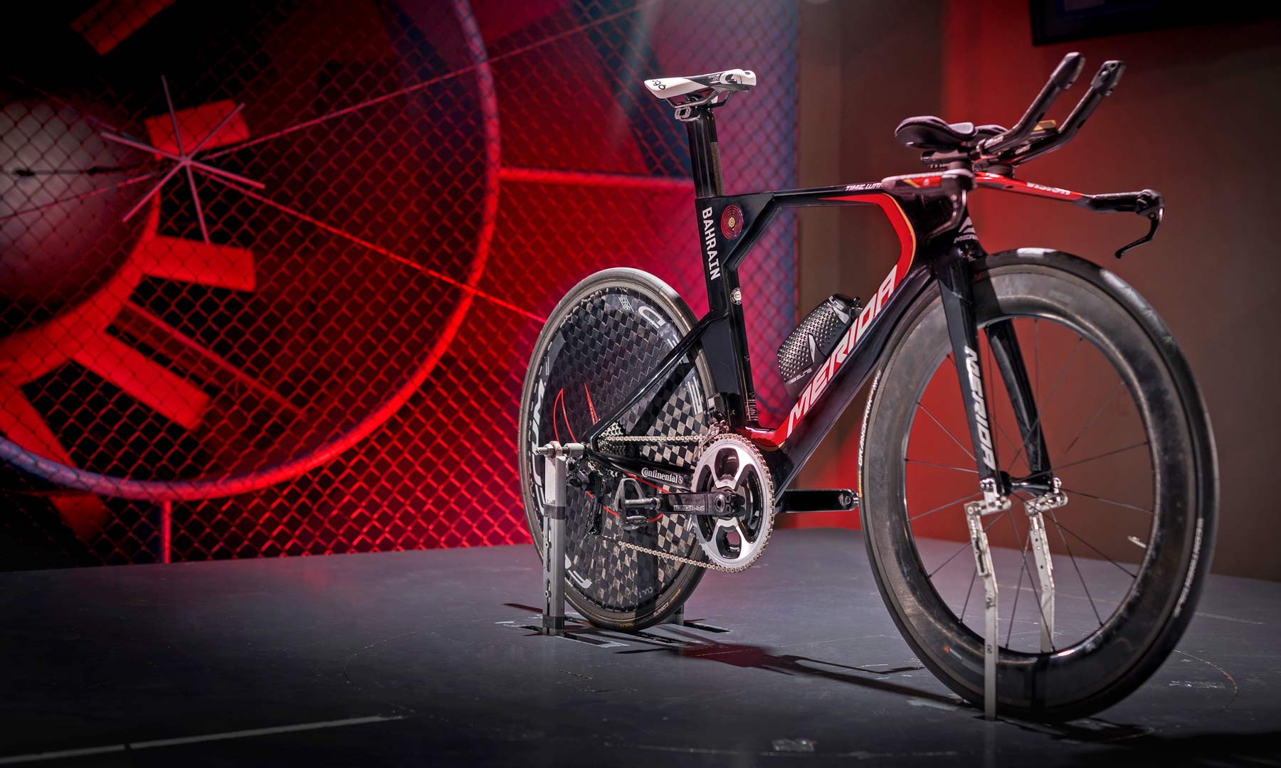 Merida Time Warp TT readies faster & lighter for a Tour de France time ...