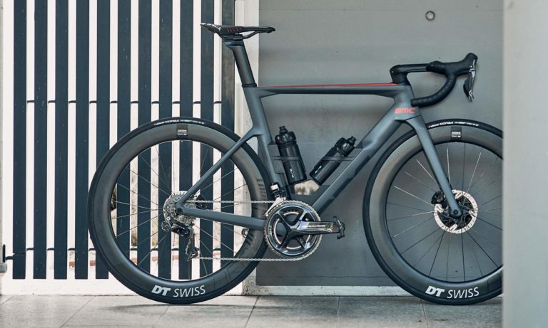 BMC Timemachine Road adds discs, integrated bar, even race hydration in ...