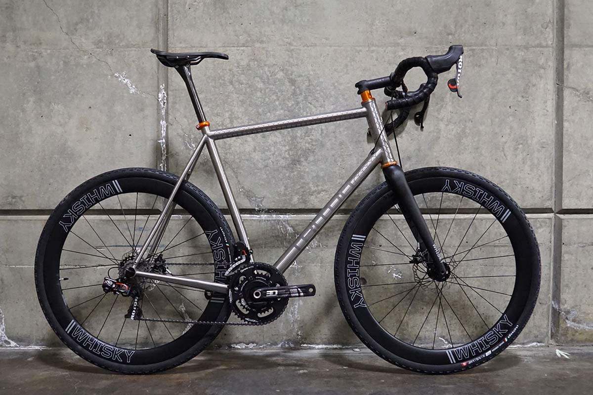 NAHBS 2019: Triton teases other builders w/ flat mount dropout ...