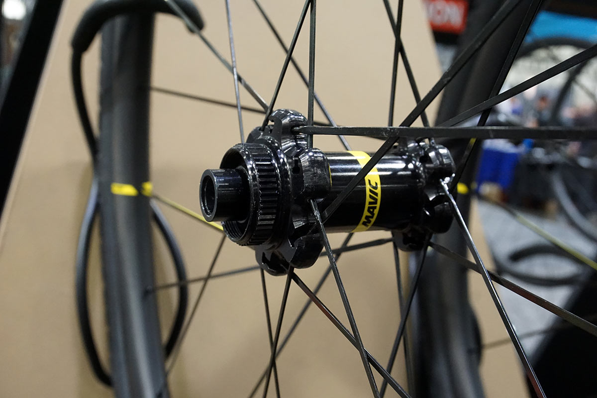 Mavic adds carbon rims for custom wheels, hubs coming & prototype ...