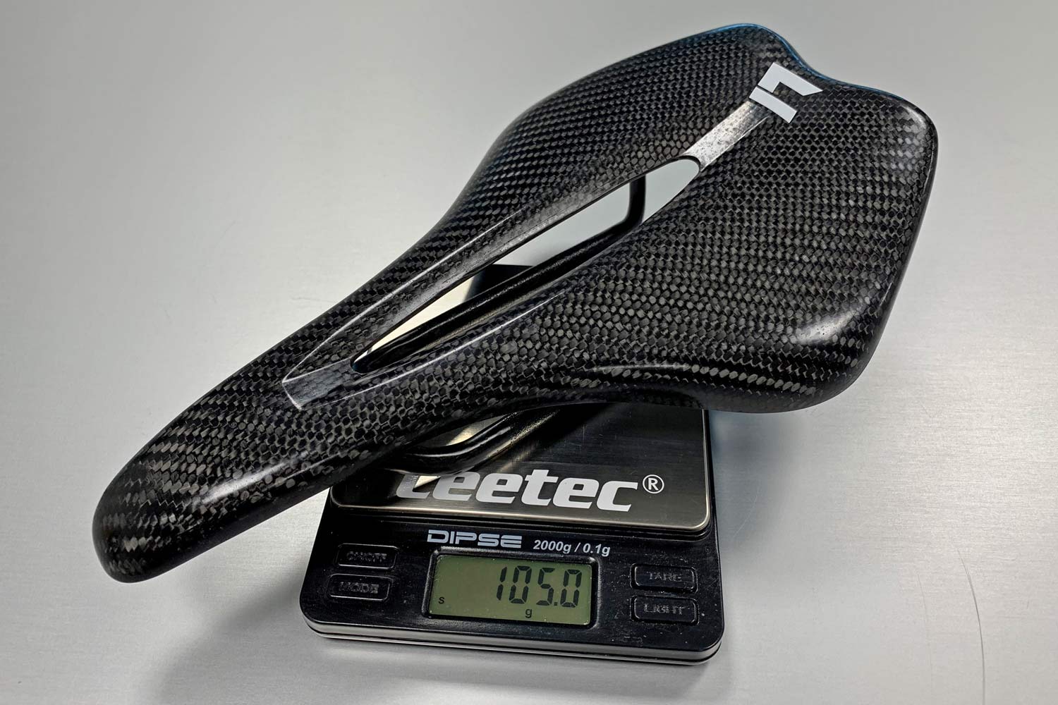 Ceetec C1 lays up ultralight Swiss-made full carbon, one-piece rail ...