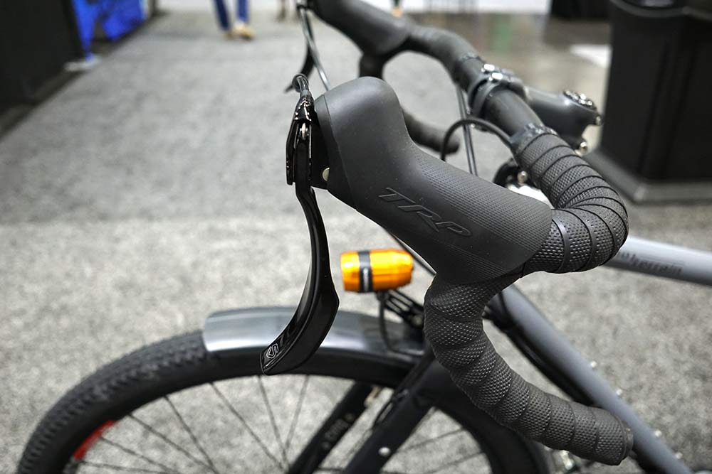 NAHBS 2019: Co-Motion makes first-ever belted gearbox tandem; Cinq ...