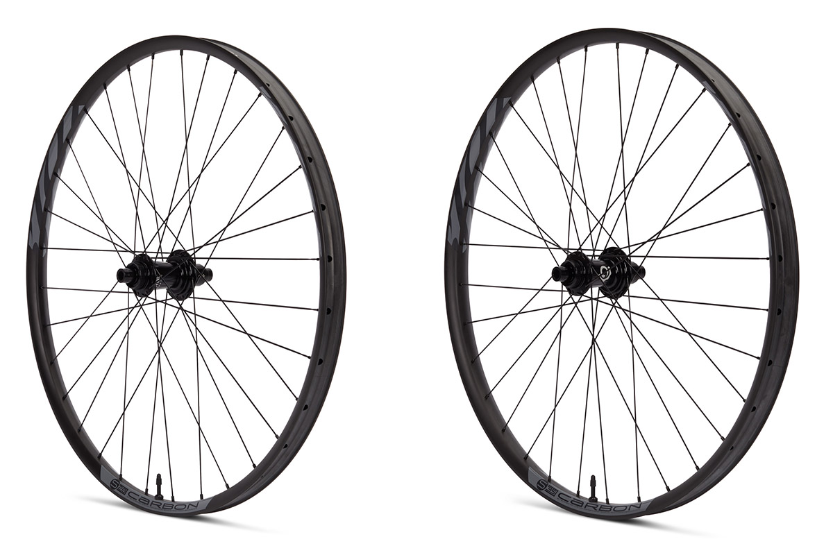 Stan's Flow & Baron CB7 engineered with lighter carbon, smarter ...