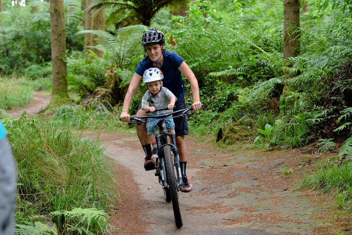 Let your kids ride shotgun with the Shotgun Kids MTB Seat & Handlebars ...