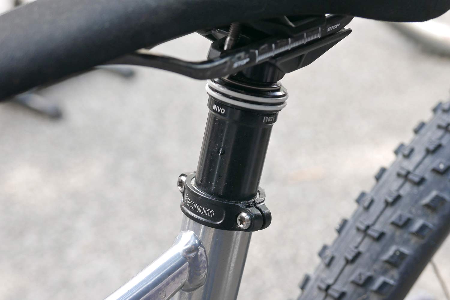Vecnum Nivo slams down lightweight mechanical dropper seatpost - Bikerumor